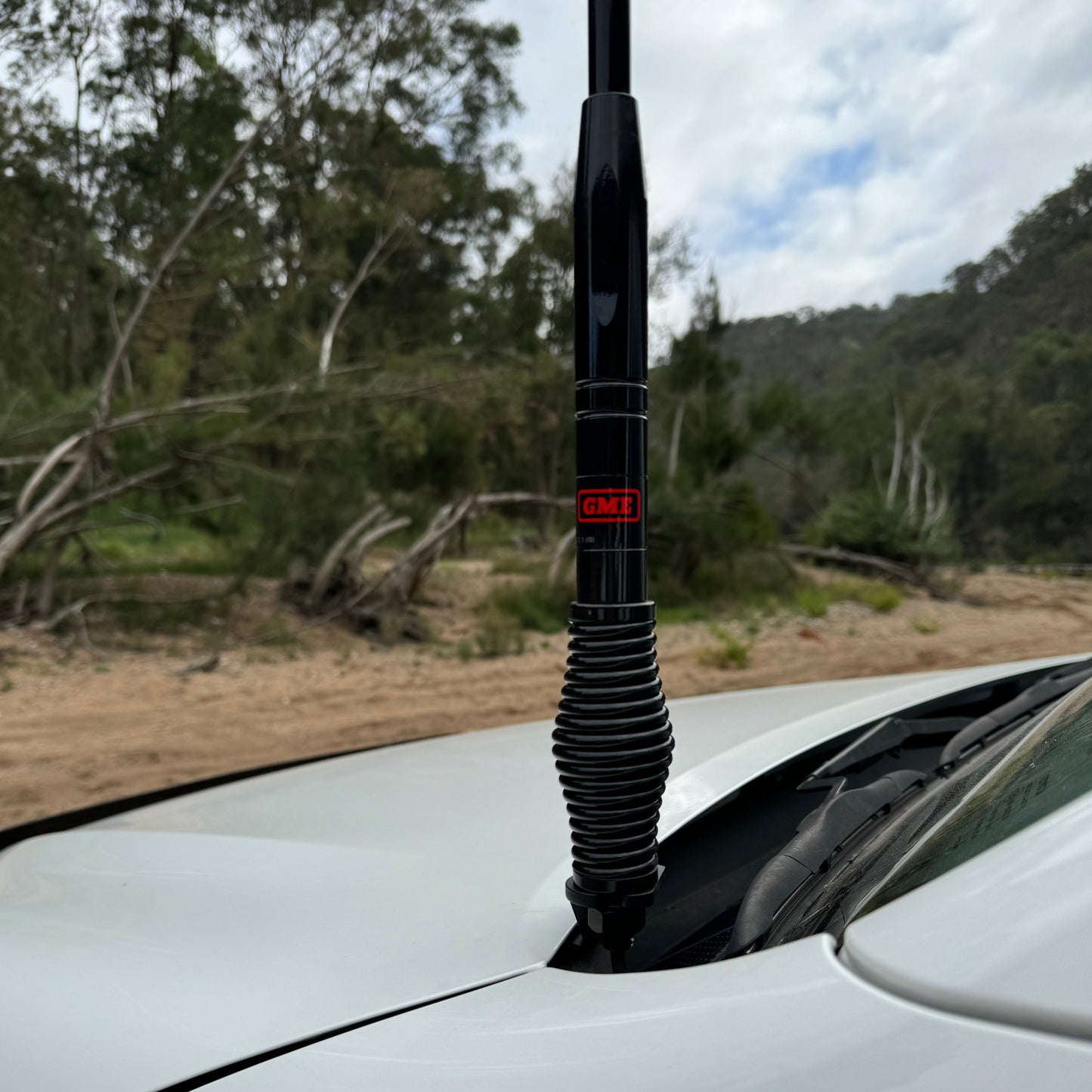 Toyota Hilux N80 2015-2025.5 Bonnet Aerial UHF Antenna Bracket BB-003 ...
